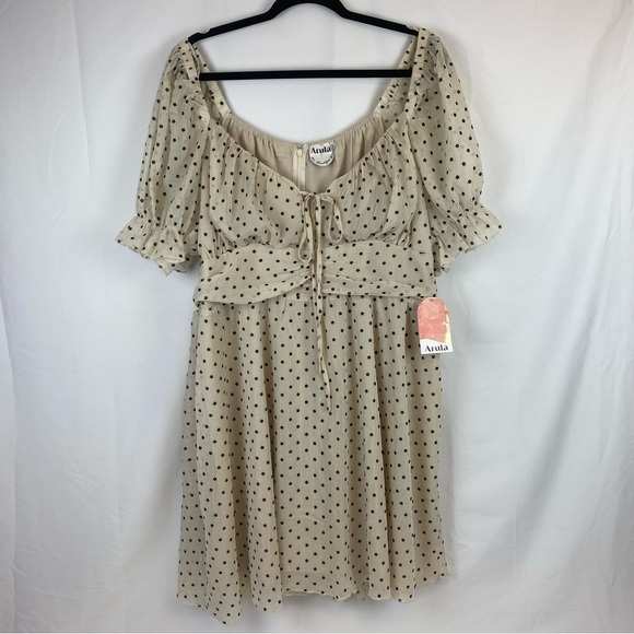 ARULA | Dresses | Nwt Arula Black Daisy Floral Print Puff Sleeved Tie ...